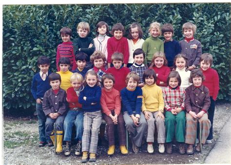 Photo De Classe Ce1 De 1975 Ecole Du Bourg Copains Davant