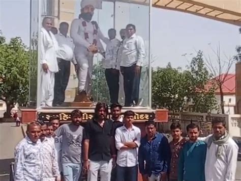 Vir Devayat Bodars Statue In Bhachau Secured By Leaders Appeal To Learn From Life And Be