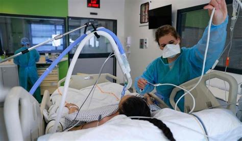 Covid 19 Le Nombre De Malades à Lhôpital Poursuit Sa Baisse Saint