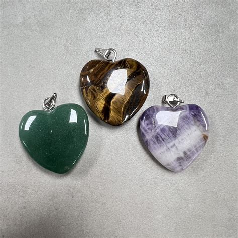 Assorted Heart Pendants Mhp02 C2 Chakra Wholesale