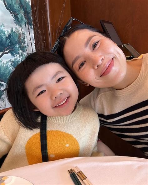 梁志瑩慶祝42歲生日 李元元畫畫送媽咪勁溫馨｜即時新聞｜繽fun星網｜oncc東網