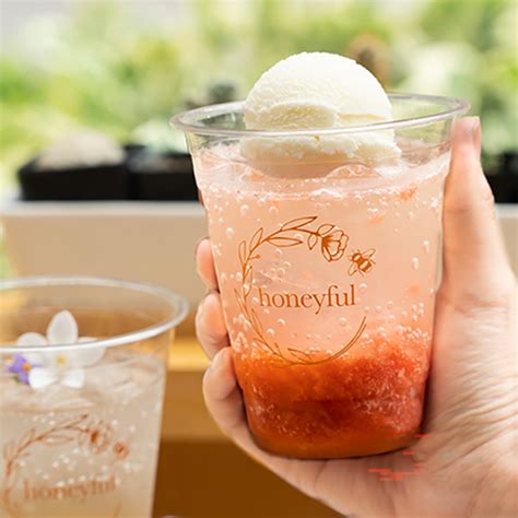Ep11 รีวิวร้านเครื่องดื่ม ขนม หลากหลายสไตล์ M Card