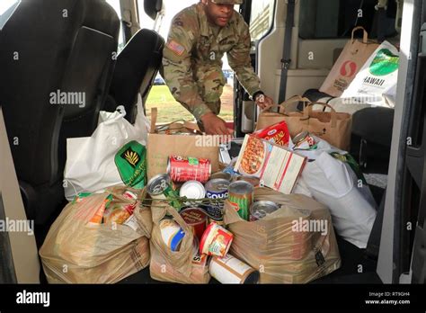 Master Sgt Tronh Colley 524th Cssb Command Sergeant Major Helps