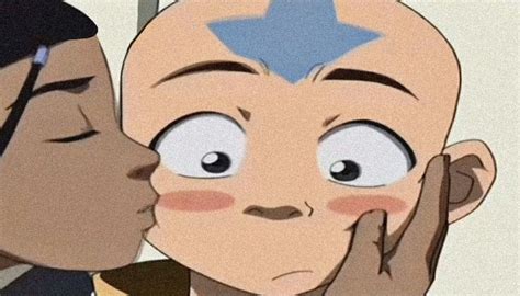 Katara Kissing Aang On His Cheek