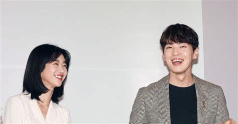 사진 서예지 김정현화기애애한 미소