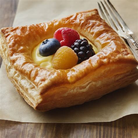 4 Delicious Upside Down Puff Pastry Recipes Foodies Mag
