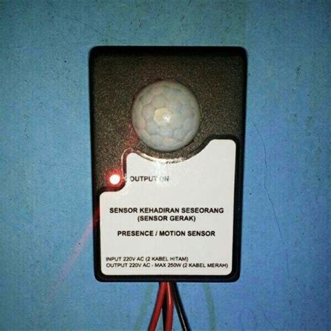 Jual SENSOR GERAK PIR MOTION SENSOR AC 220V Kab Karawang PCB Rasyid Tokopedia