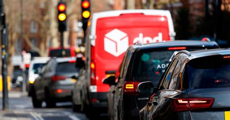 Highway Code Rule Means Drivers May Be Fined £1 000 For Flashing Other Motorists Mylondon