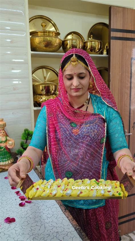 आज बनाएंगे एकदम Street Style छोला कटोरी चाट इन कटोरियों को एक बार बना
