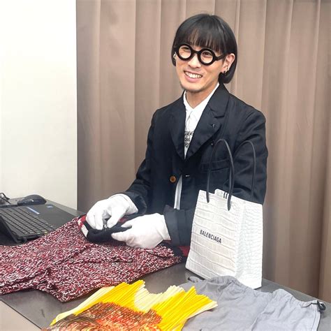 Ecと店舗のハイブリッド！サステナブルファッションを促進させる【ecマーケター】募集！ 株式会社ベクトル 地方学生のためのリモート・長期