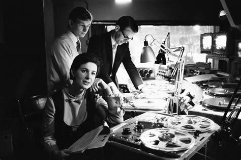 Doctor Who Behind The Scenes Mirror Online