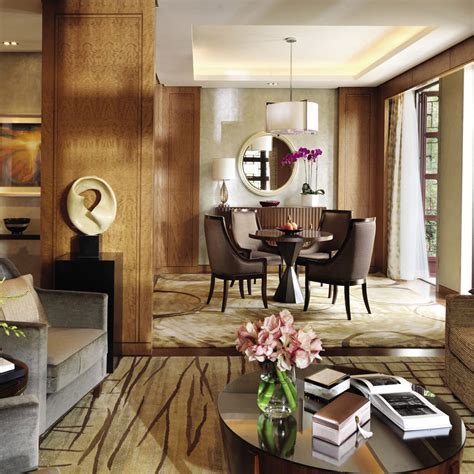 Zhi Wei Guan • Wei Zhuang Xihu Hangzhou A Michelin Guide Restaurant