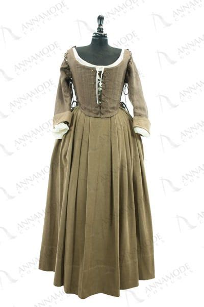 Woman OUTFIT 1740 1760 ANNAMODECOSTUMES Since 1946 In 2025