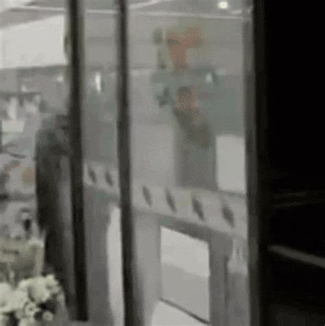 Mikudayo Seven Eleven Hatsune Miku Gif Mikudayo Seven Eleven Mikudayo Seven Eleven Discover