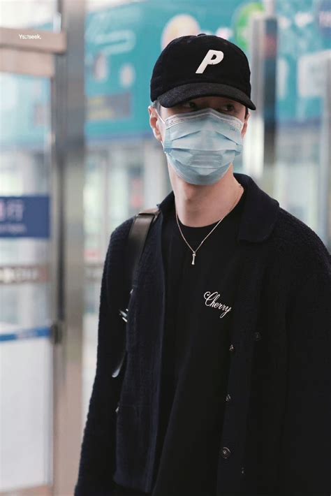 2am💚yibo Is The Best ♛ On Twitter Wangyibo Flytola Wang Yibo To