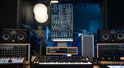 AION Modular Scales The Moog Model 15 Down To Eurorack Gearnews Com