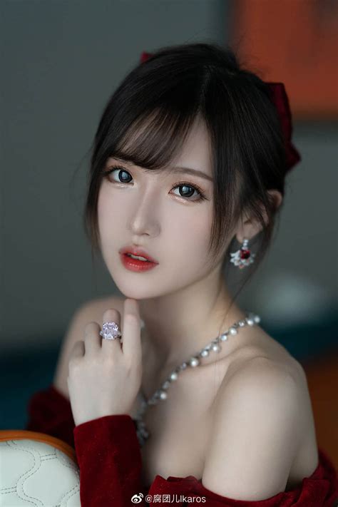 肤白貌美大长腿 绝对领域