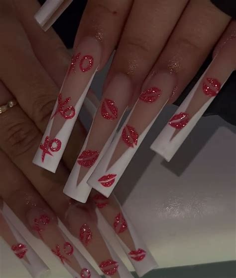 Pin By Ttu Fumetaa🚬💋 On ~🍁🚬😈😍🫶🏻 ️💋😜 Valentines Day Nails Acrylic