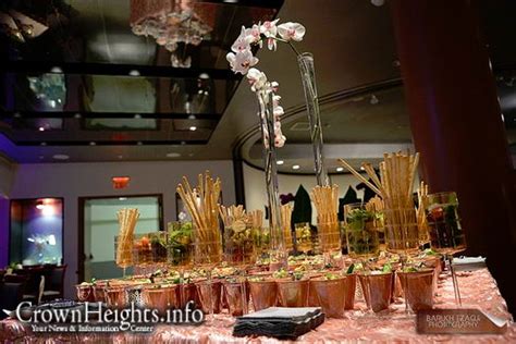 Lechaim Krinsky Stosgofsky Chabad News Crown