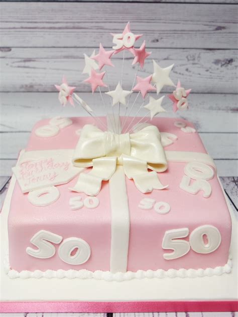 Crafty Cakes Exeter Uk Parcel And Large Bow Cake