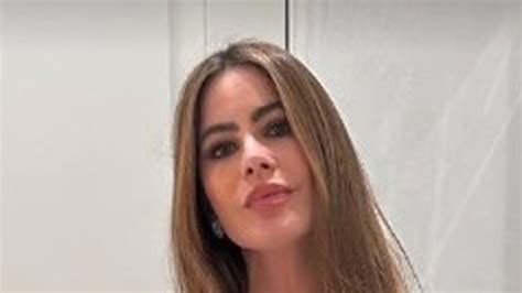 Agts Sofia Vergara 51 Rocks Sexy Strapless Jumpsuit On Night Out