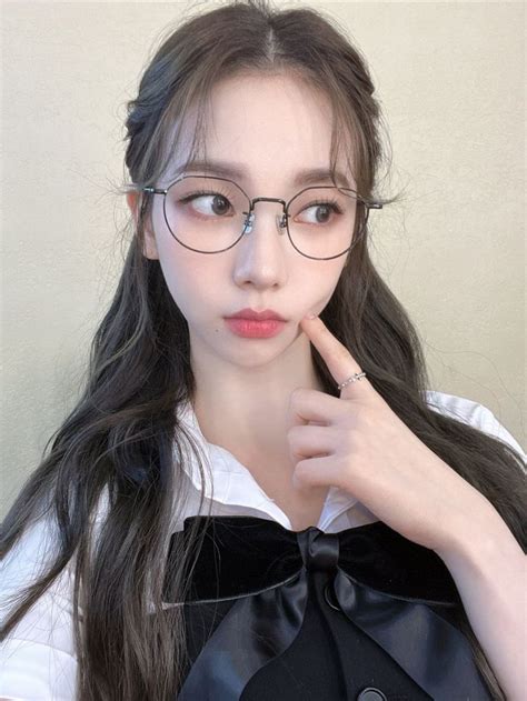 Black Mamba South Korean Girls Korean Girl Groups Selfies Fandom