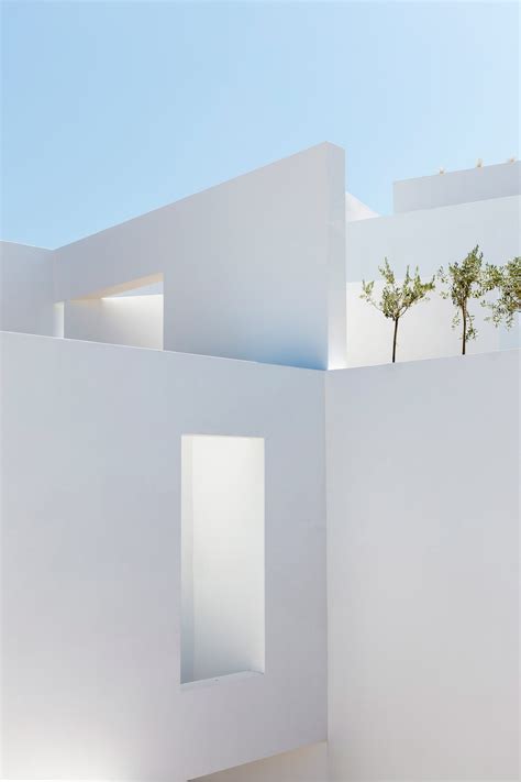 Summer Villa Plays On Santorinis Traditional Whitewashed Houses