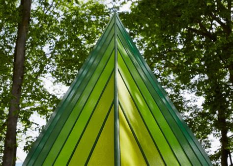 Noma Bars Treehouse Provides Views Over Japanese Woodland