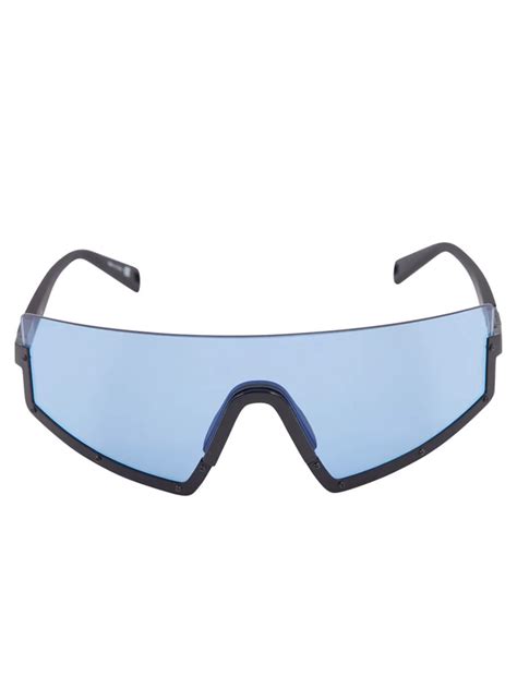 The 30 Best Statement Sunglasses Well Be Wearing All Year Who What Wear