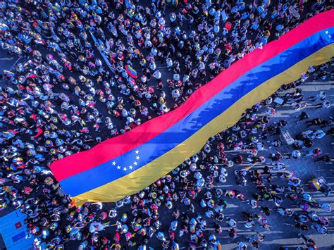 El Chavismo Y La Oposición Vuelven A Las Calles Dos Meses Después De