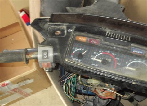 Φωτογραφίες Motoσυλλογη Lead 50s ΚΟΝΤΕΡ ΣΤΡΟΦΟΜΕΤΡΟ ΦΑΝΑΡΗ ΦΛΑΣ