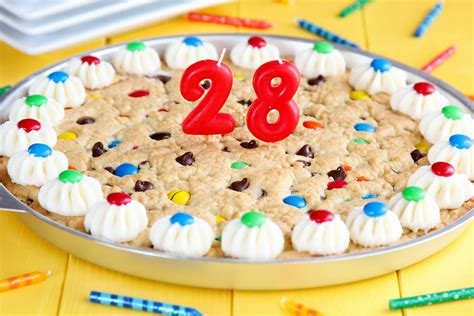 Best Ever Birthday Cookie Cake Easy Recipes To Make At Home
