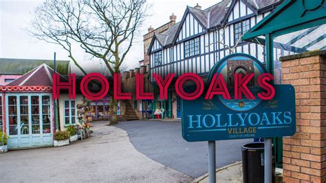 Hollyoaks Spoilers Cindy Plans A Bank Robbery