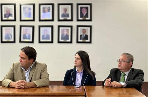 Governo Federal Diz Que Houve Equívoco E Mantém Centro De