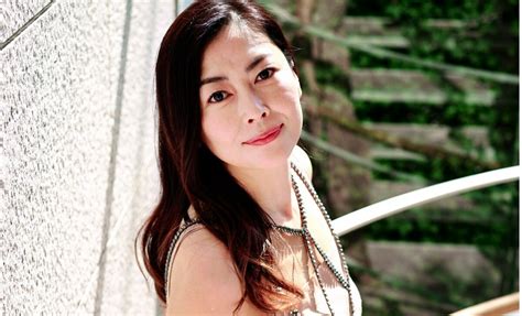 2ページ目〈伝説のコンサート“中山美穂”リマスター版きょう放送〉中山美穂さんもう一度聞きたい「一曲」ランキング 80年代の「ノってる