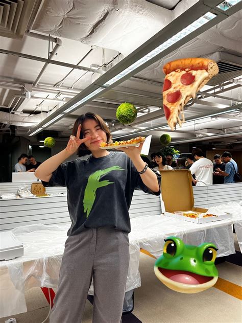 Ariel on Twitter 噢真的太糟糕 kiss 又被发现了 你居然对我笑 电流直击我大脑