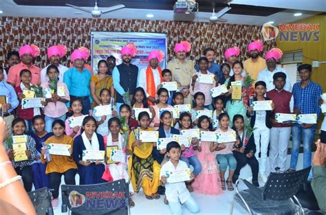 विद्यार्थी आणि पालकांनी शिक्षणाबरोबरच कला क्रीडा हे कलागुण सुद्धा