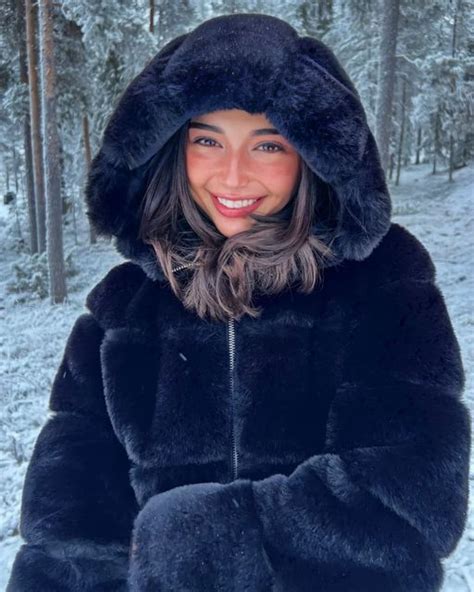Black Fur Coat Fox Fur Coat Fur Fashion Fashion Outfits Adult