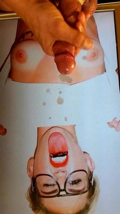 Cum Tribute Kaley Cuoco Gay Man Porn XHamster