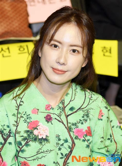 Hong Eun Hee Photo Gallery 홍은희 Hancinema