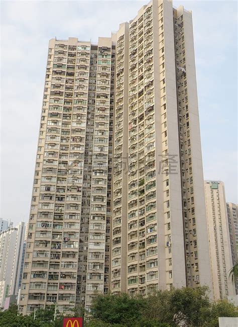 鳳鑽苑【鄰近mtr】【減價高層】 Fung Chuen Court Hos 樓盤詳情 鳳鑽苑【鄰近mtr】【減價高層】 地產
