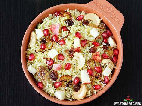 Kashmiri Pulao Fruit And Nut Pilaf Swasthis Recipes