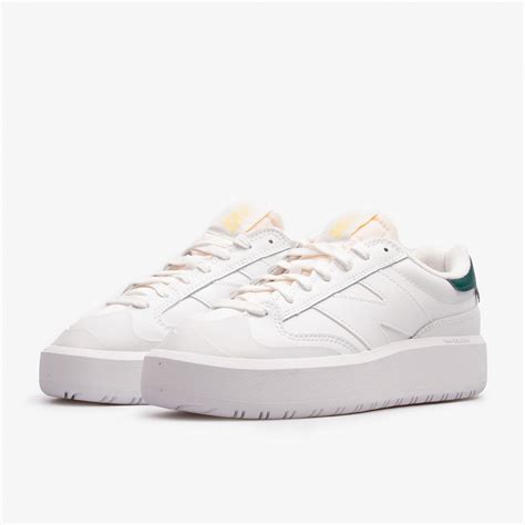 Кроссовки New Balance 302 белый/зеленый в мультибрендовом магазине Mint ...