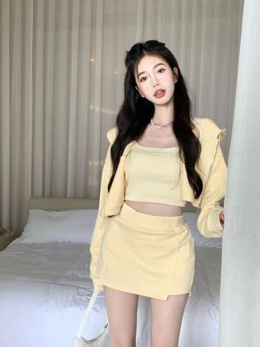 봄신상봄트레이닝복트레이닝세트 데일리 크롭 후드집업나시미니스커트 쓰리피스세트 투피스세트 셋업세트 트레이닝셋업 후드트레이닝 크롭후드 트레이닝나시 트레이닝치마 트레이닝