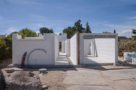 집의 건설 현장 폭기 된 콘크리트 블록으로 만든 미완성 주택 집에 대한 스톡 사진 및 기타 이미지 집 덴마크 콘크리트