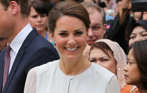 Caras Revista Italiana Prepara Especial Fotografias De Kate Middleton Em Topless