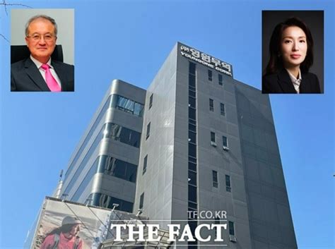 영원무역 부녀상반기 연봉 성기학 76억·성래은 157억 경제 기사 더팩트