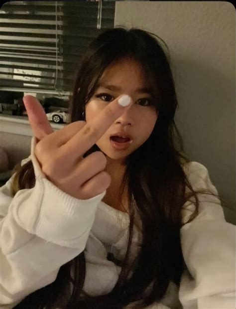 Pin By Ihrtcats On Photo Insta Ideas Asian Girl Asian Long Hair