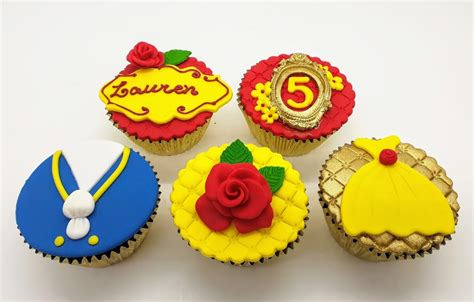 Conqualitá Cestas e Presentes Cupcake Bela e a Fera Conqualitá Cestas e Doces Personalizados
