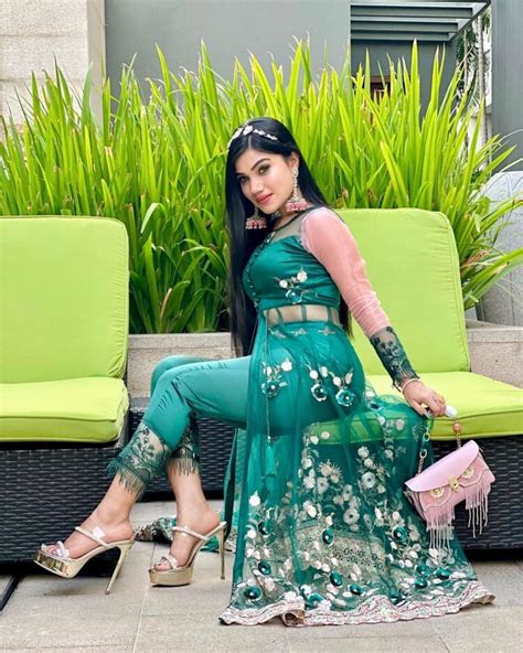 Ramisa A Feet